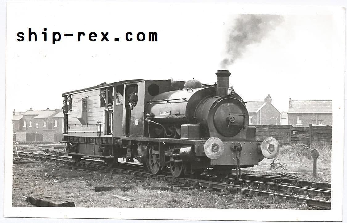 Waleswood Saddle Tank Engine - photograph