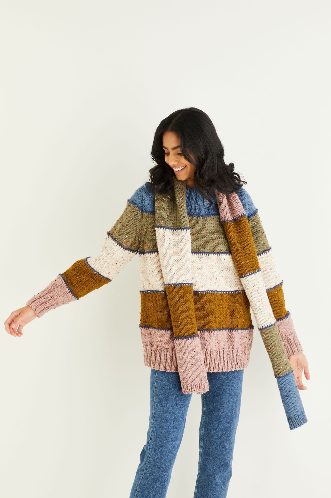 Hayfield Bonus Chunky Tweed Knitting Pattern - 10339 Sweater & Scarf