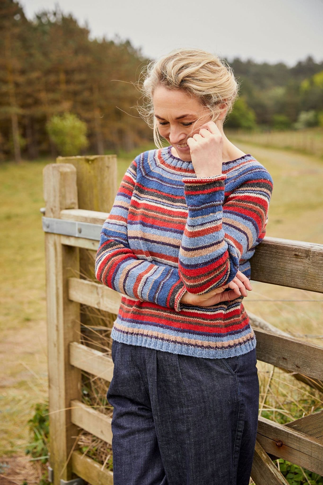 Sirdar Haworth Tweed DK Knitting Pattern - 10699 Ladies Sweater