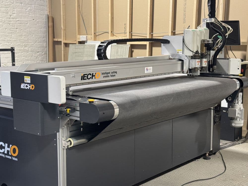 IECHO-TK4S-2516 DIGITAL CUTTING SYSTEM