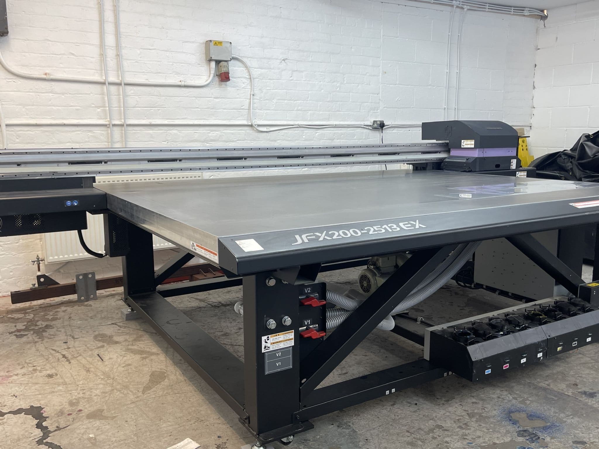 Mimaki JFX200 - 2513EX UV Flatbed Printer