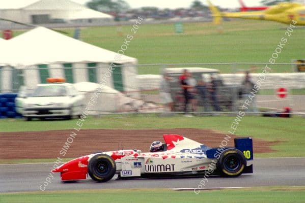 ARROWS FA16 Taki Inoue British GP 1995 B 10x7" photo
