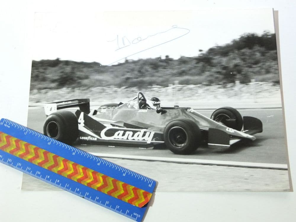 JEAN-PIERRE JARIER Original autographed TYRRELL 009 1979 Press photo