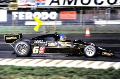 Lotus 78 Ronnie Peterson at speed 1978 Silverstone b