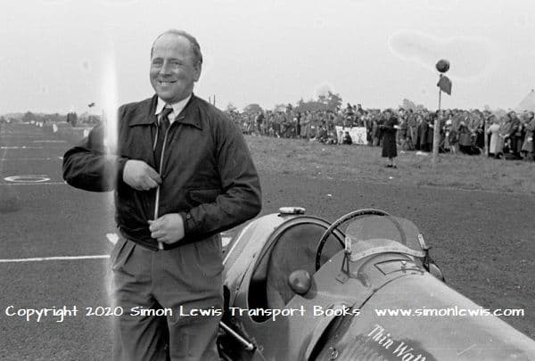 Reg Parnell with the Ferrari 375 "Thinwall Special" at Winfield ...