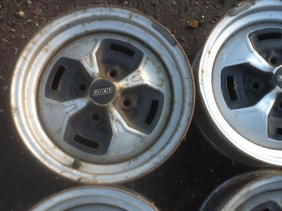 Fiat Bertone X19 Steel Clover Leaf Wheels