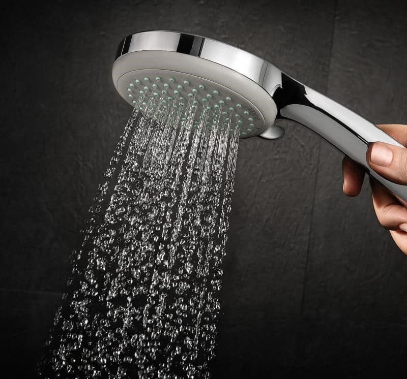 Hansgrohe Showerpipe Croma 220 27185000
