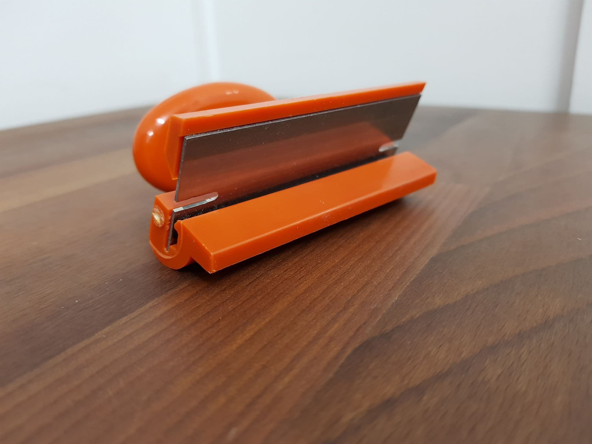 Double Blade edge cutter