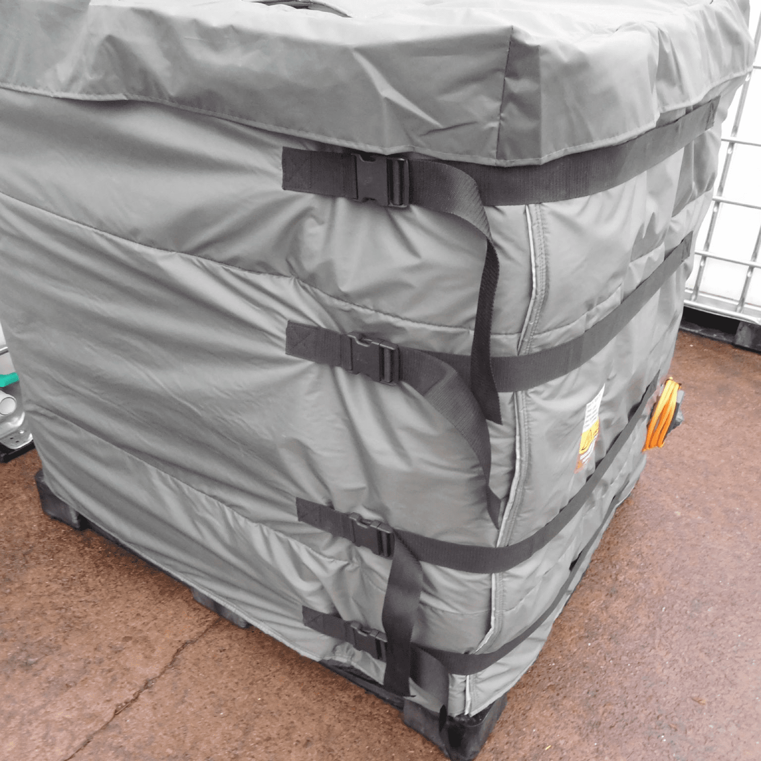 2000W Heated IBC Insulation Jacket with Thermostat Control Unit