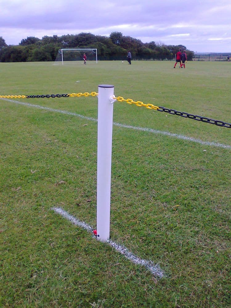 Plastic Spectator barrier - SINGLE POST & PLASTIC GROUND SPIKE