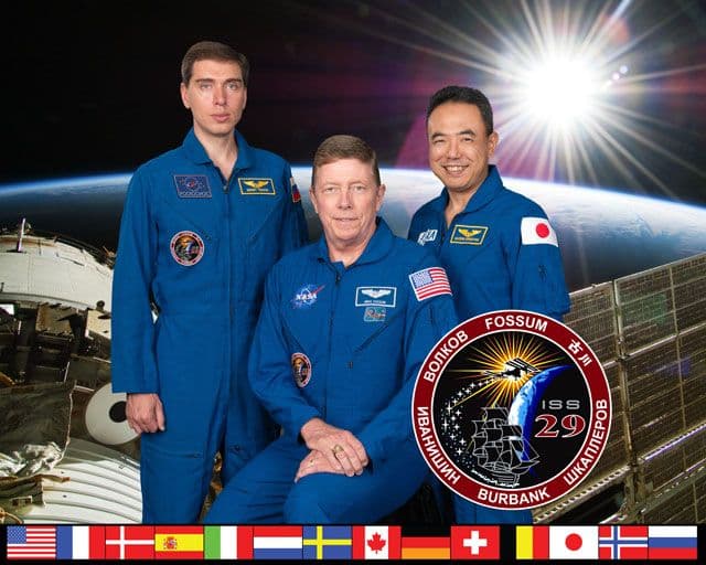 International Space Station Expedition 29 Official Crew Portrait 2
