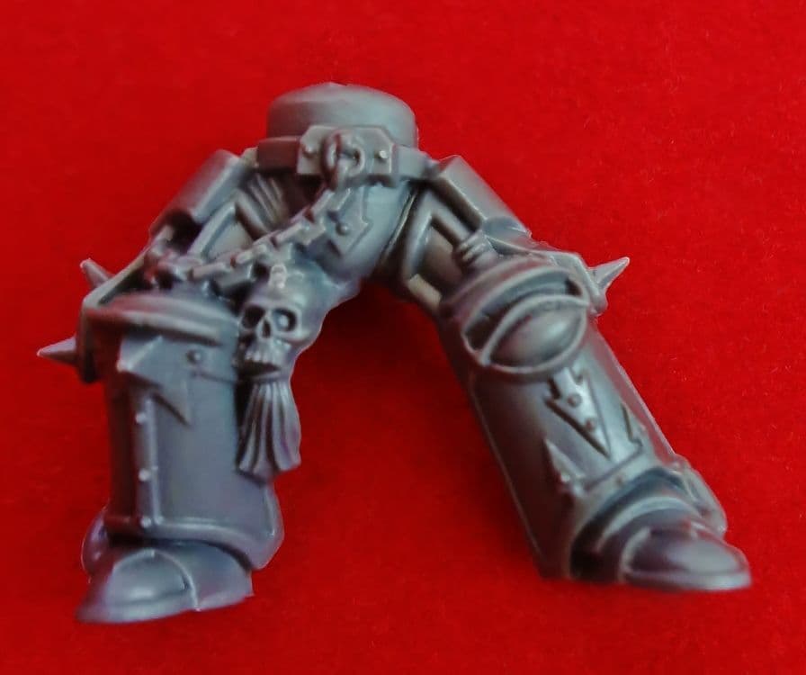Chaos Space Marine Terminator Legs C
