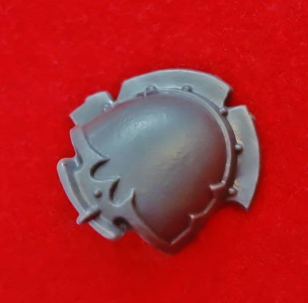 Chaos Space Marine Terminators Shoulder Pad F