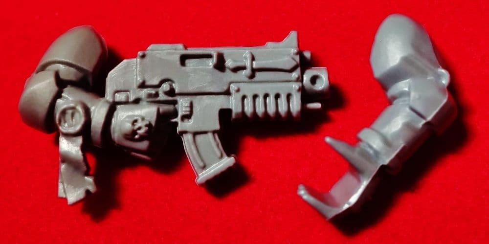 Dark Angel Veteran Boltgun Arms set C