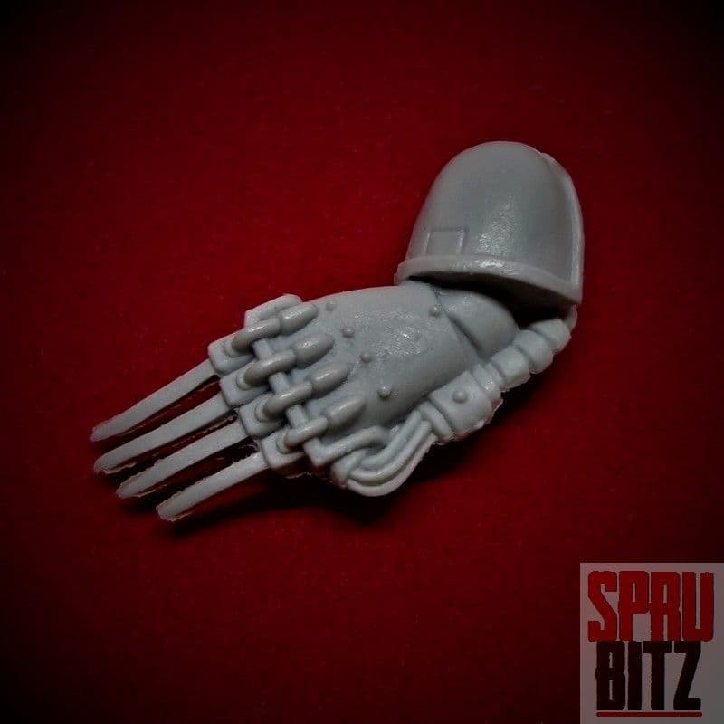 Space Marine Veteran Lightning Claw left finecast