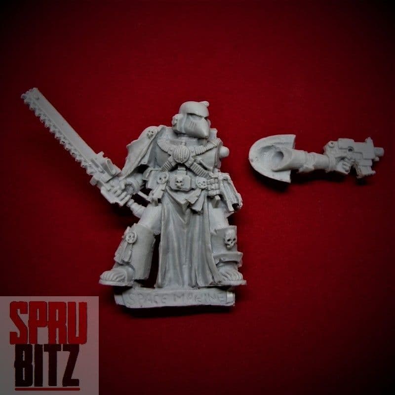 Space Marine Veteran with Chainsword Beaky finecast