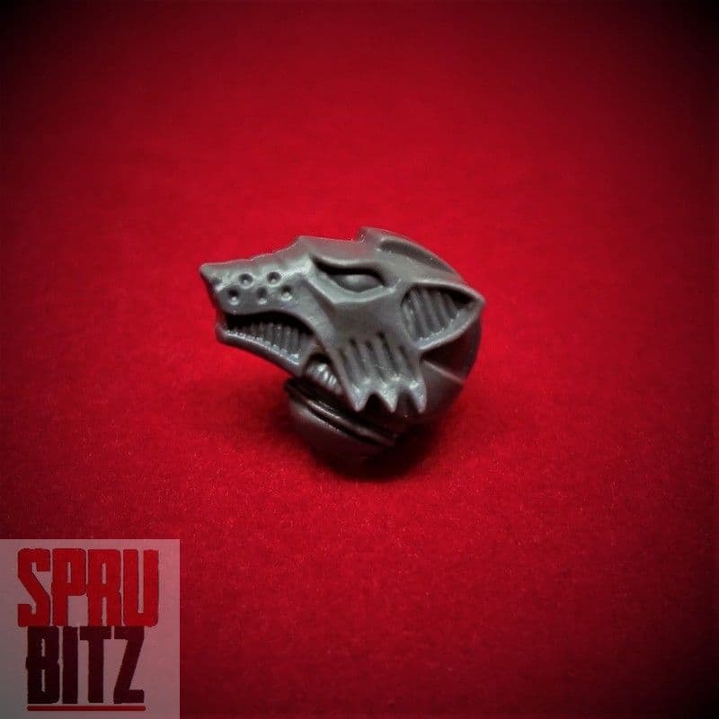 Space Wolves Wolf Helmet Head wolf-helm