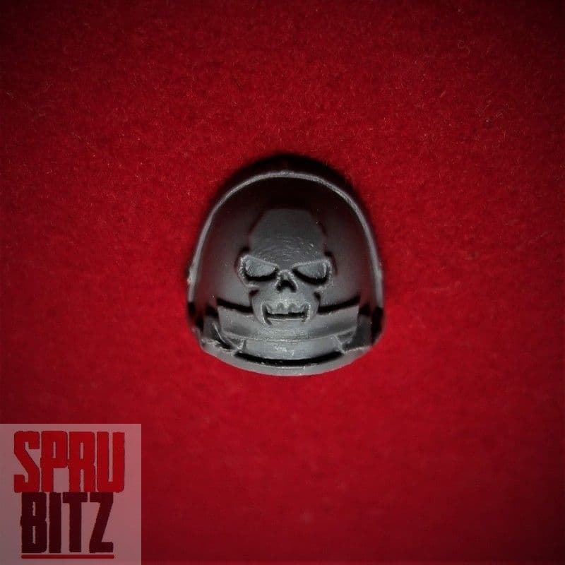 Space Wolves Wolf Pack Shoulder Pad skull