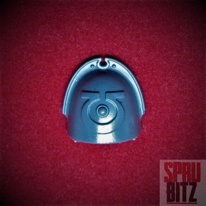Ultramarine Shoulder Pad K