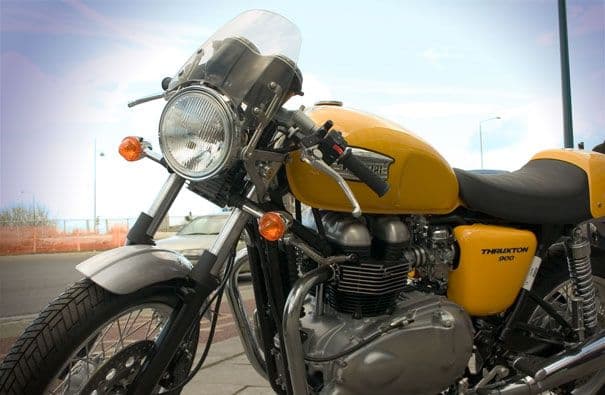 Hinckley Triumph Thruxton 900 Dart Classic Fly Screen Special Clearance ...