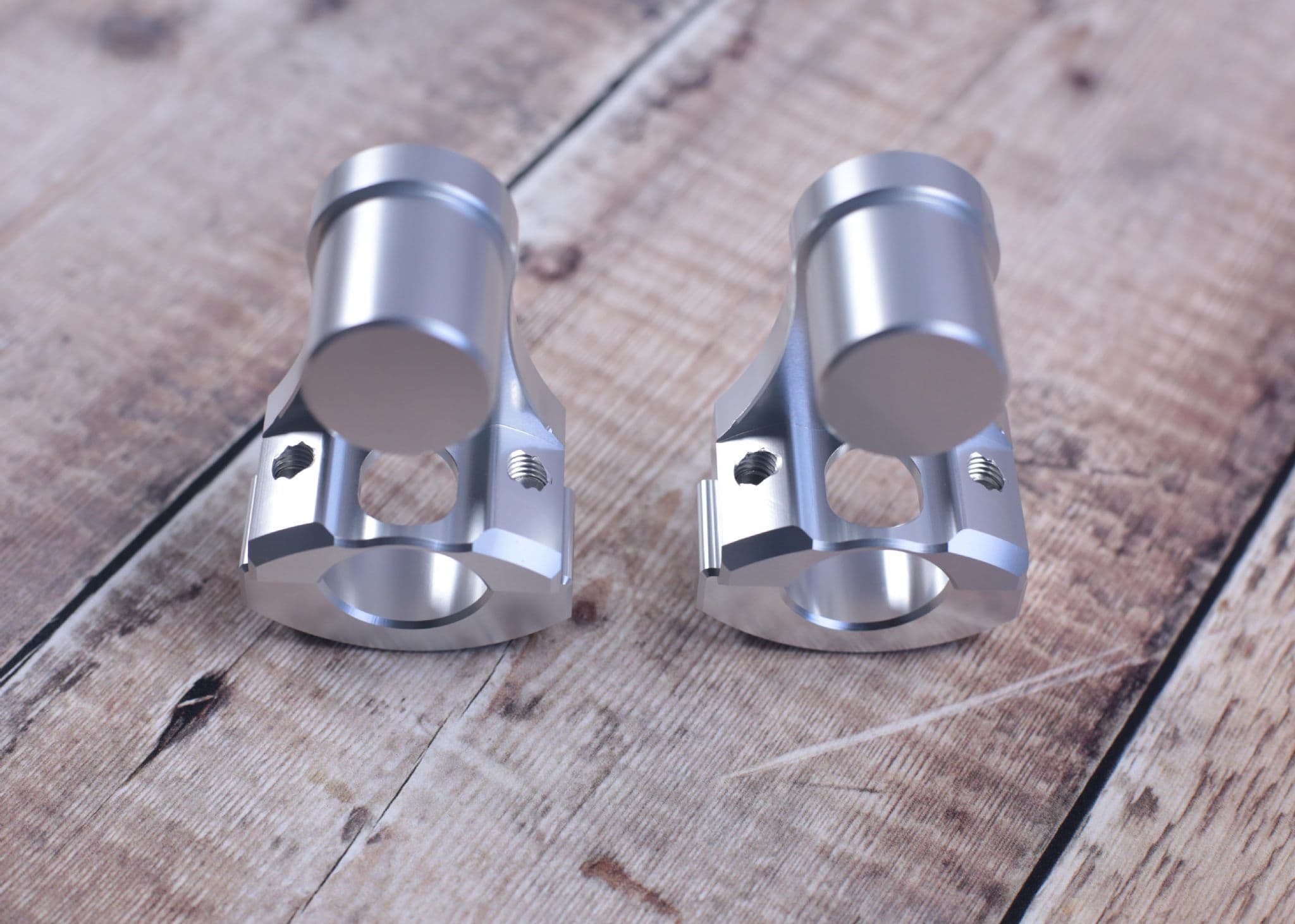 Triumph 28mm Fat Bar Risers "Up & Back" One Pair Speed Triple 1050
