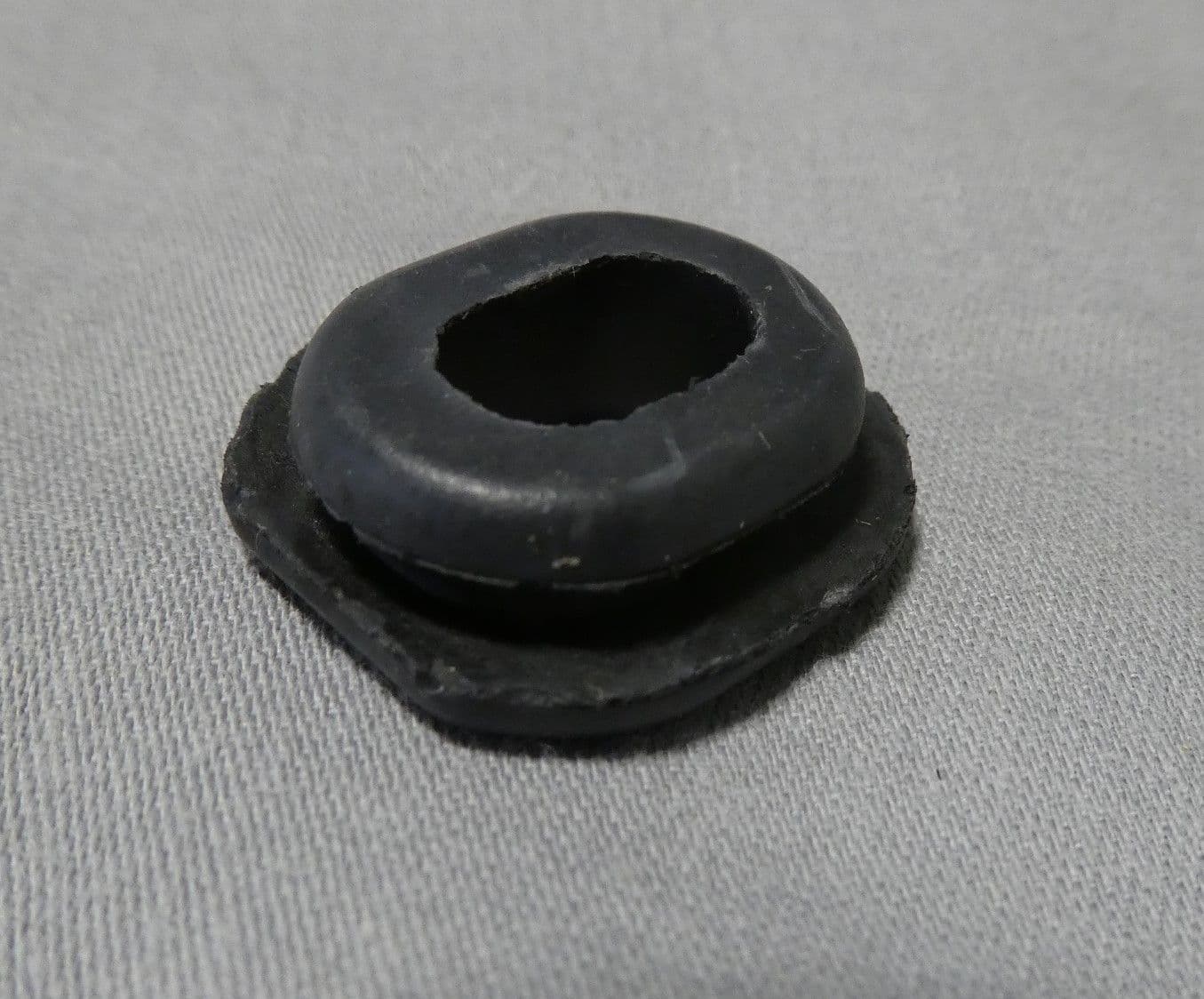 Cagiva Panel Mounting Rubber Grommet - 13/24x19mm 800041874