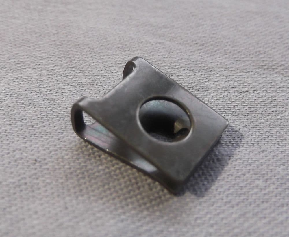 Daelim Body Panel Clip - 6mm 90220-06000-K