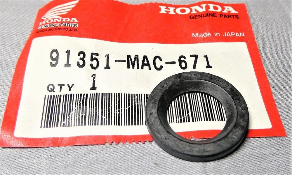 Genuine Honda Suspension Pivot Seal - 16x26x3mm 91351-MAC-671
