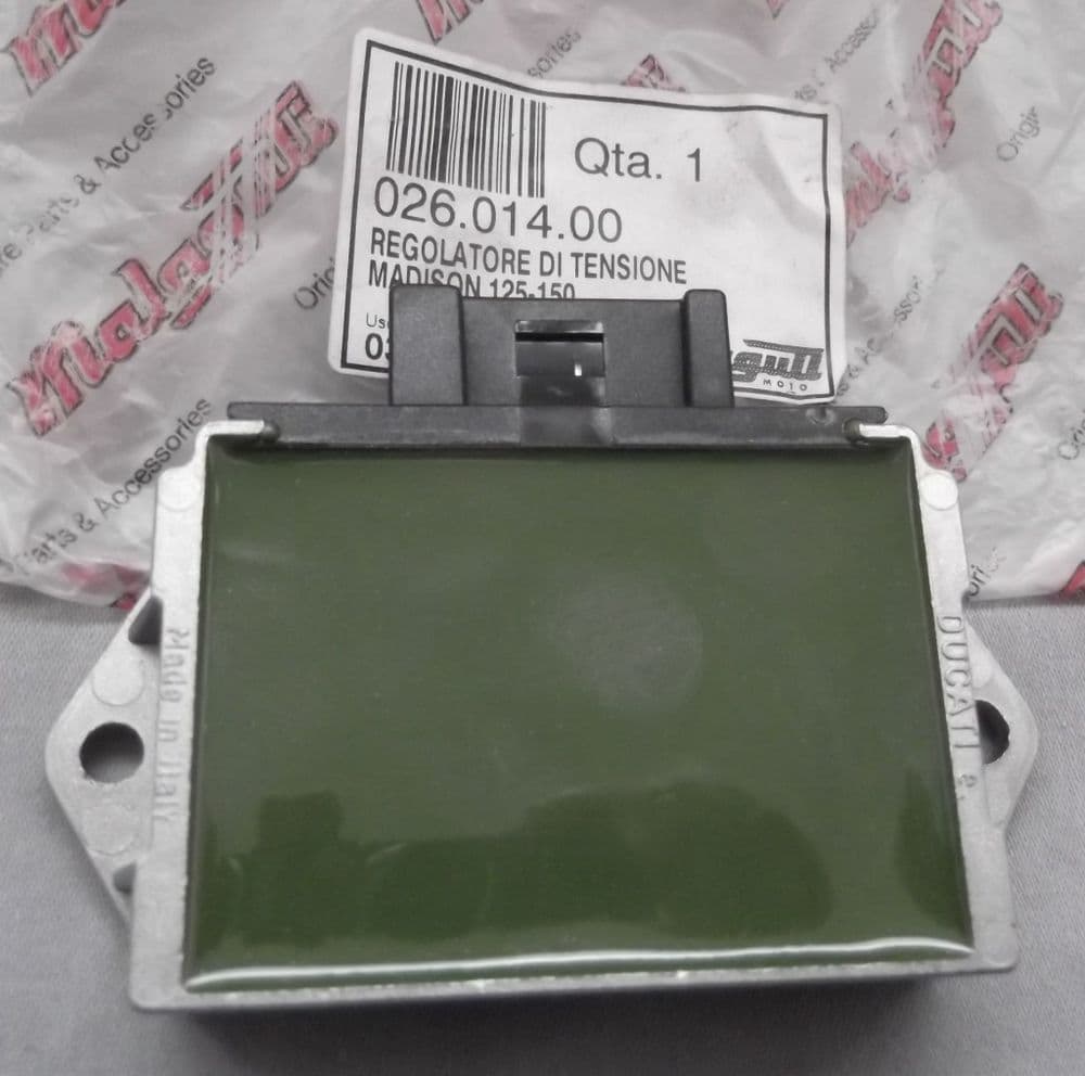 Genuine Malaguti Madison 125 150 Voltage Regulator Current Rectifier ...