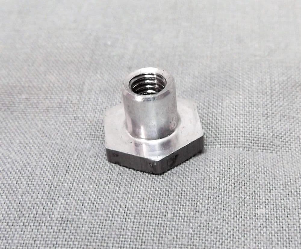 Genuine Moto Guzzi Threaded Bush M5 886594