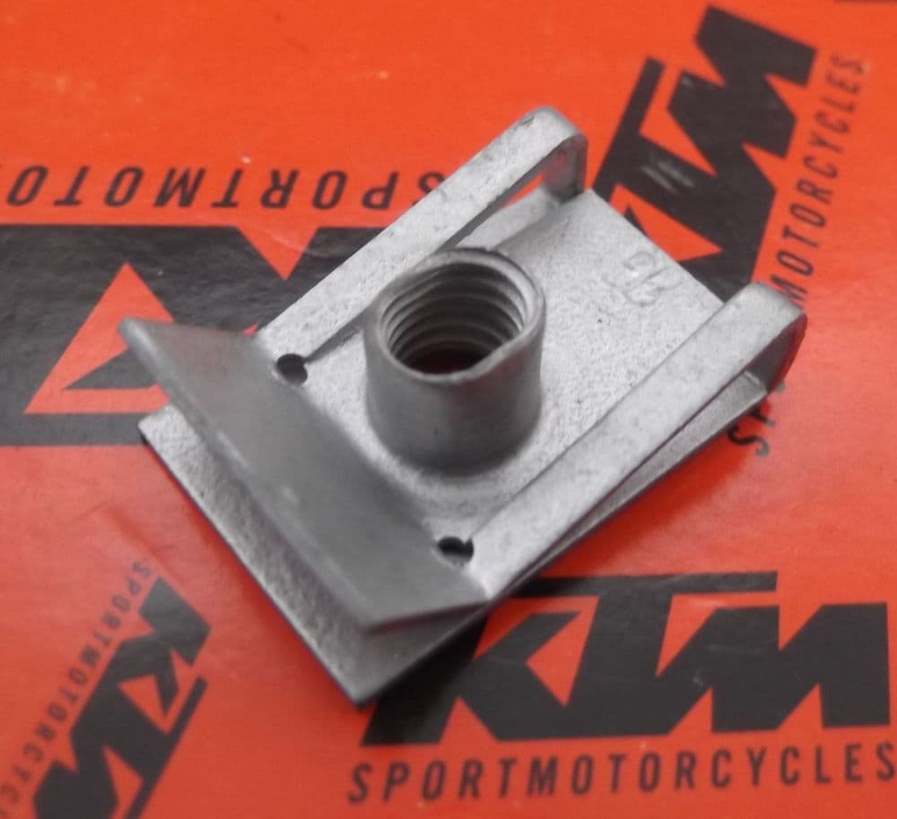 KTM Body Panel Clip - M6 54603048100
