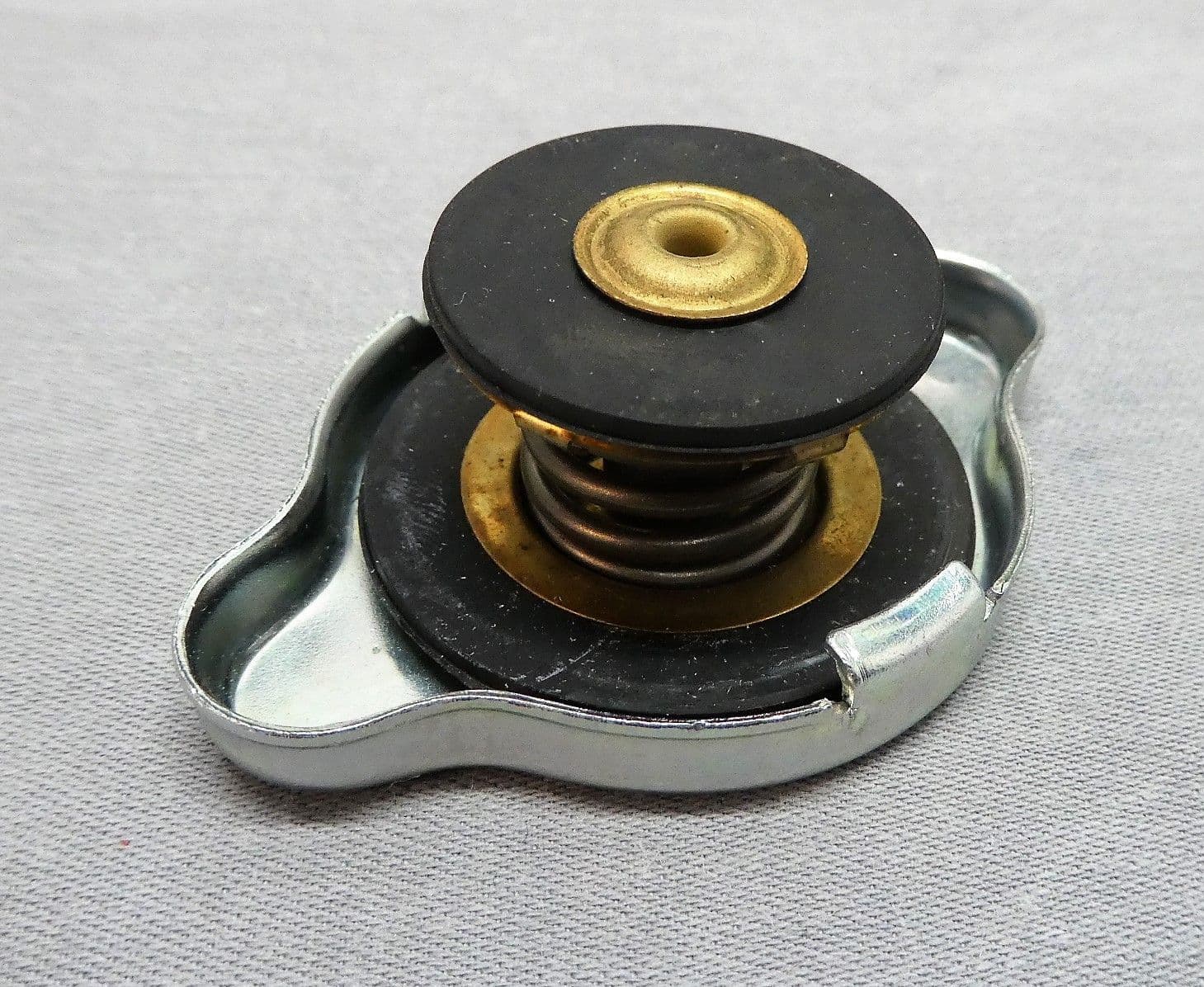 KTM Radiator Cap - 1 8 bar 79035016000