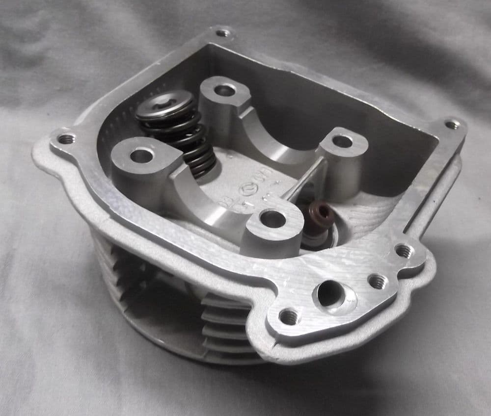 Kymco 50 4T Cylinder Head c/w Inlet Valve 1220A-KGBG-910
