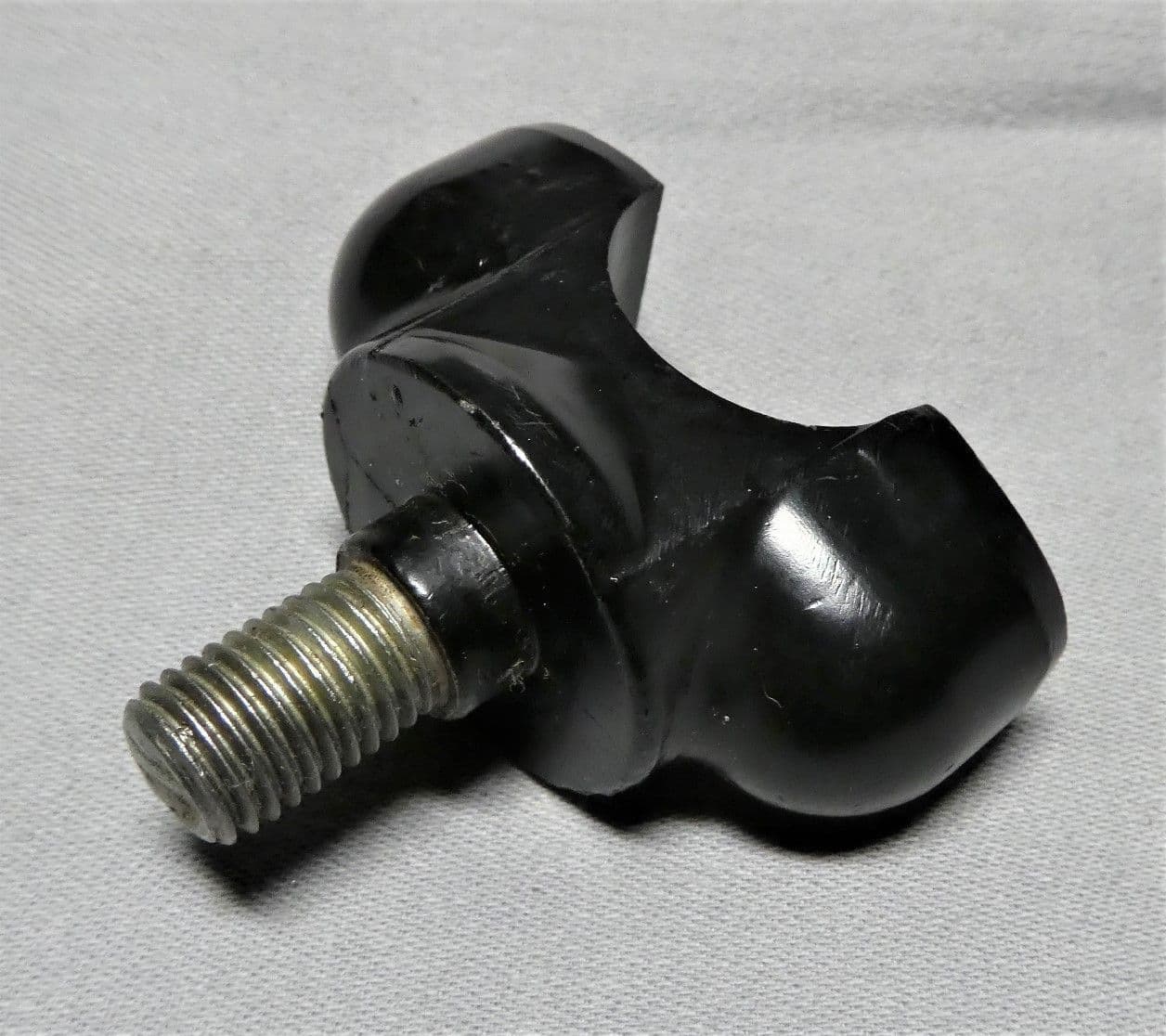 Kymco MXU Lower Handlebar Clamp - Black 53132-LLB1-900