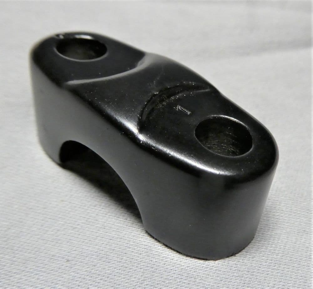 Kymco MXU Upper Handlebar Clamp - Black 53131-4K39-001