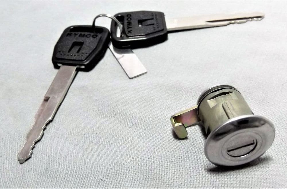 Kymco People GT 125 / 300 Top Case Lock 77234-LGE5-315-M1