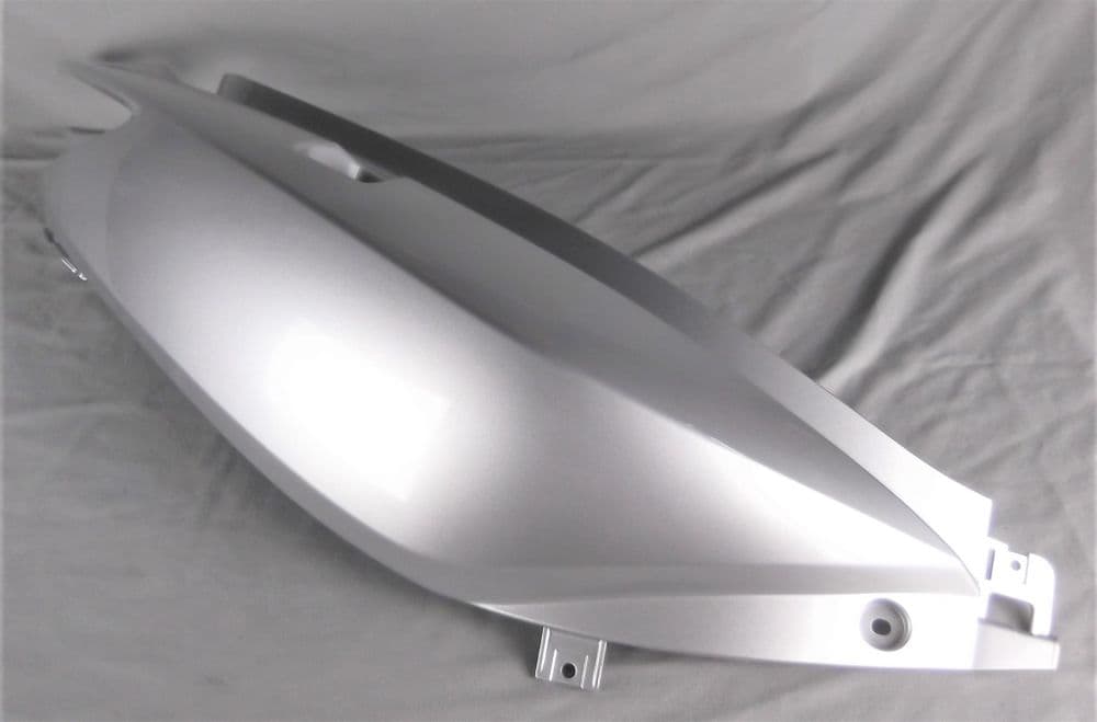 Kymco Xciting 250 / 500 RH Sidepanel - Silver 83500-LBA2-E00-N8P