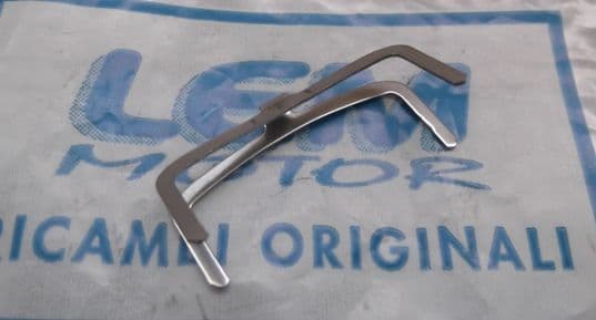 LEM RX65 Brake Pad Spring Clip 2025000712/4