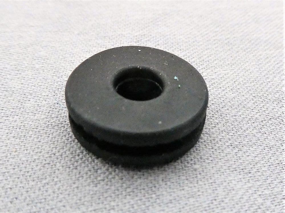 MASH Rubber Panel Mounting 1260300180000