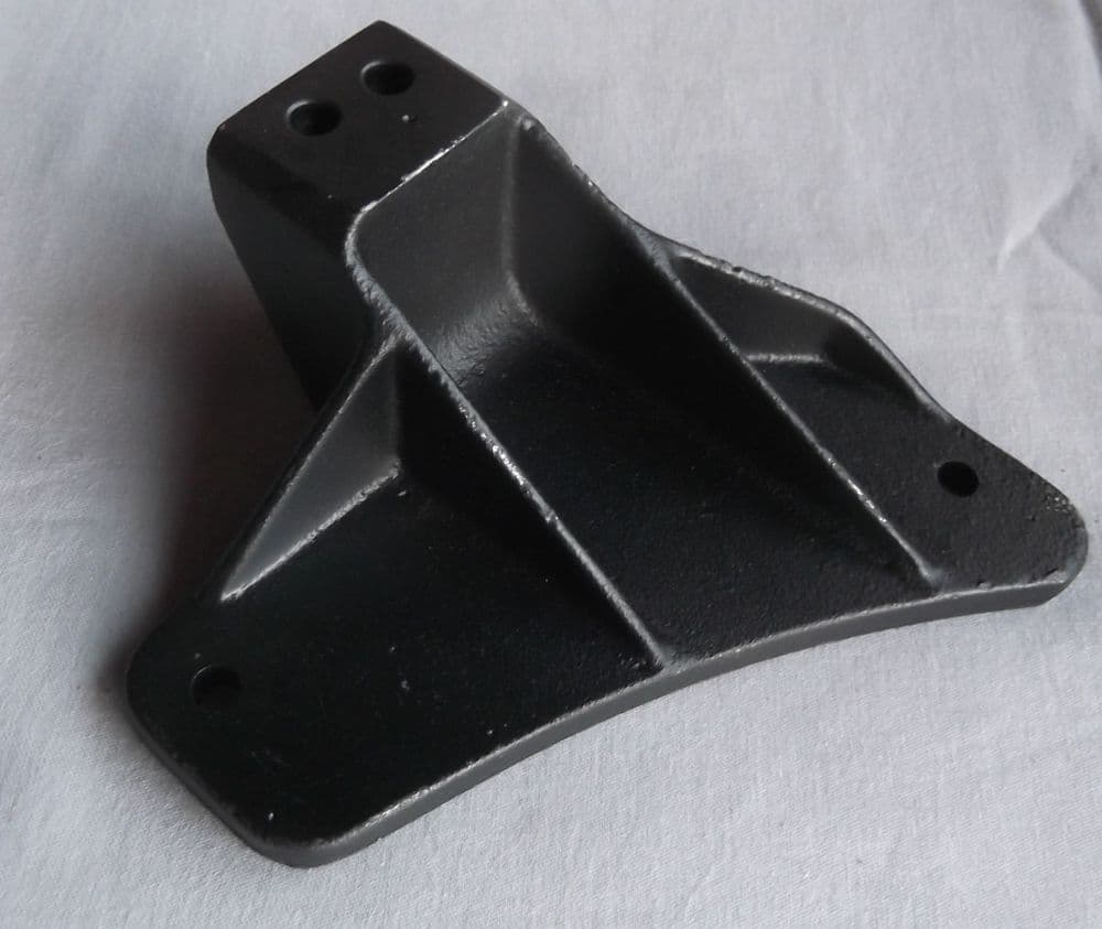 Moto Guzzi SP 1000 RH Givi Pannier Mounting Stay Bracket GU30481310