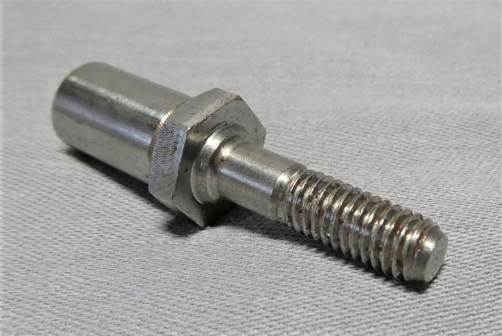 MV Agusta F4 750 Gear Selector Pivot Bolt 800097808