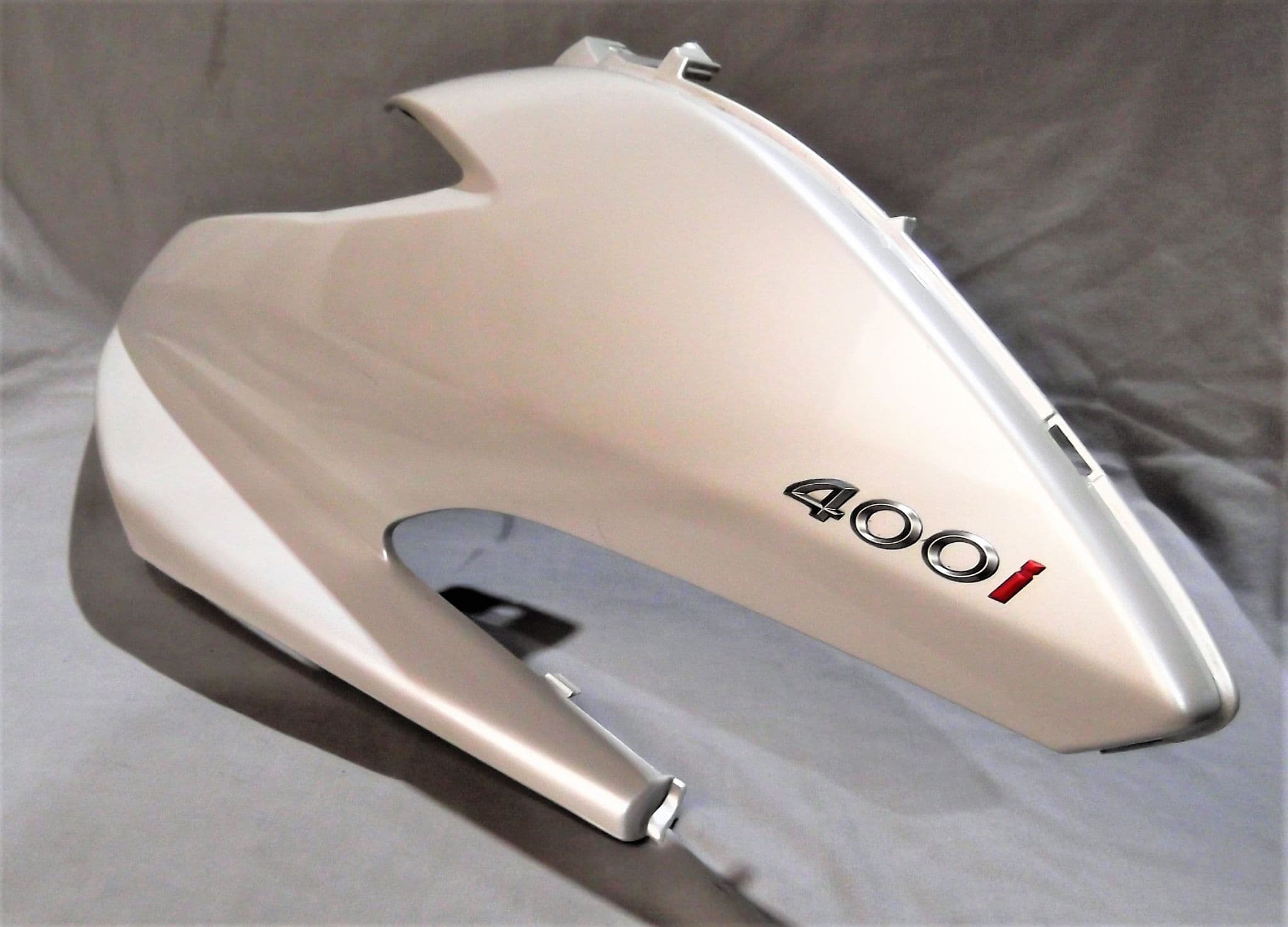 Peugeot Metropolis LH Front Panel PE781820R