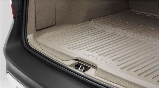 V70 / XC70 Plastic Boot Mat