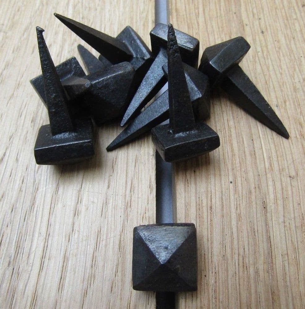 Pack Of 10 Door Studs Black Antique 15mm