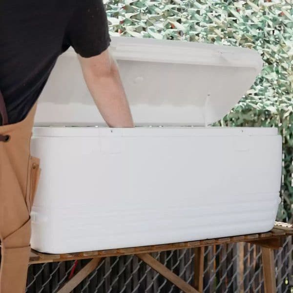 Igloo 114 Litre 120 US Quart Polar Cool Box