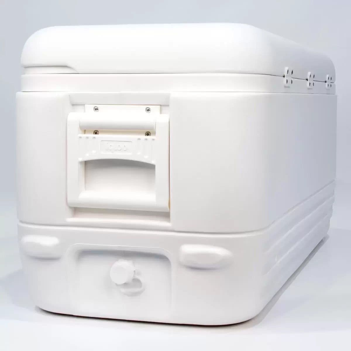 Igloo 114 Litre 120 US Quart Polar Cool Box
