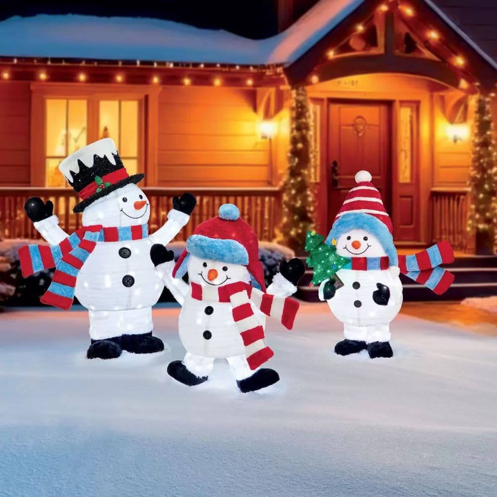 Pop-Up LED Snowman Family Christmas Decoration 520 Twinkling Lights Decor