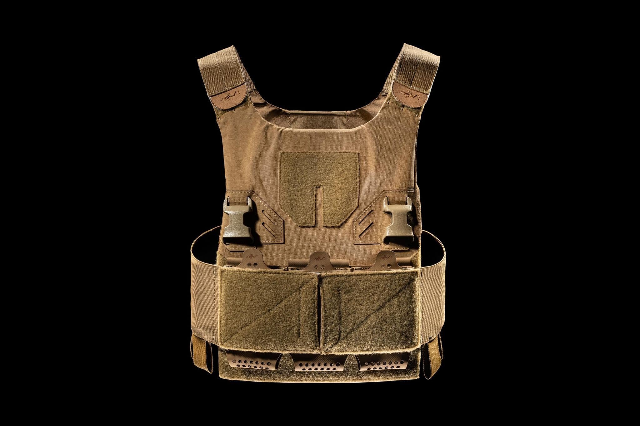 FROG PRO Defender Low Visibility Plate Carrier