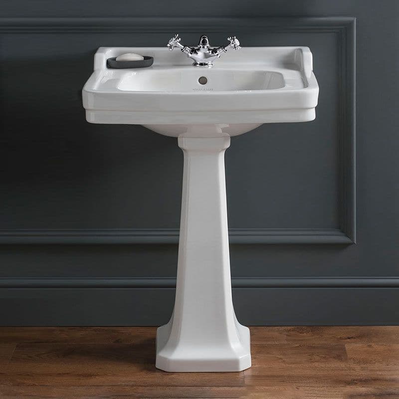 Healey & Lord Classic Wash Basin with Pedestal