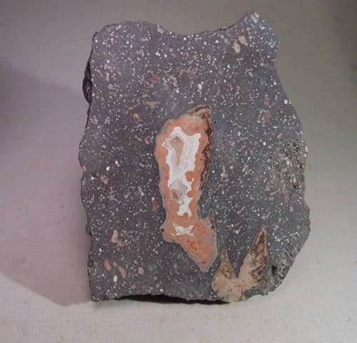 AGATE-BEARING LAVA - Germany